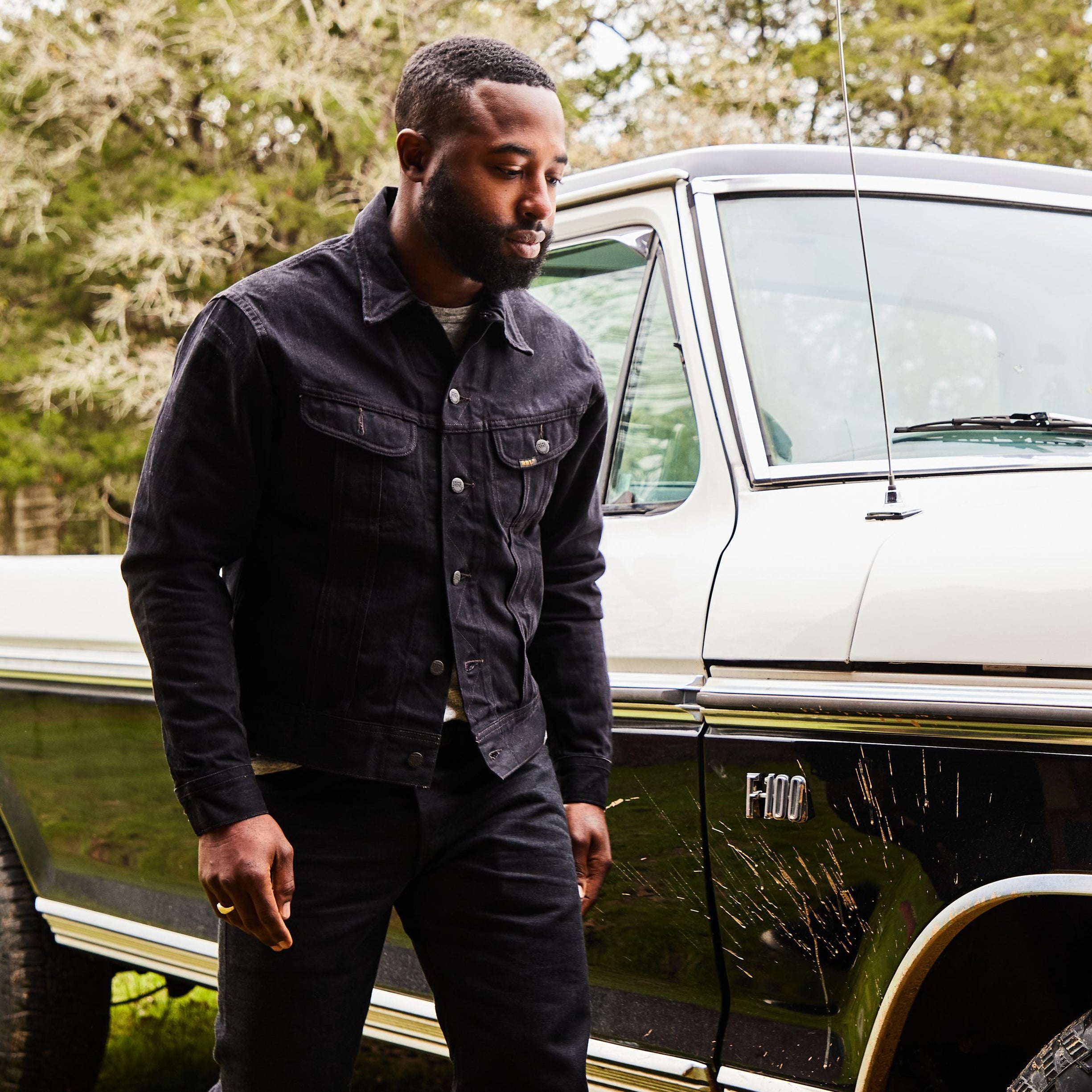 Lot 271 Trucker Jacket - Worn In Black – STAG Provisions